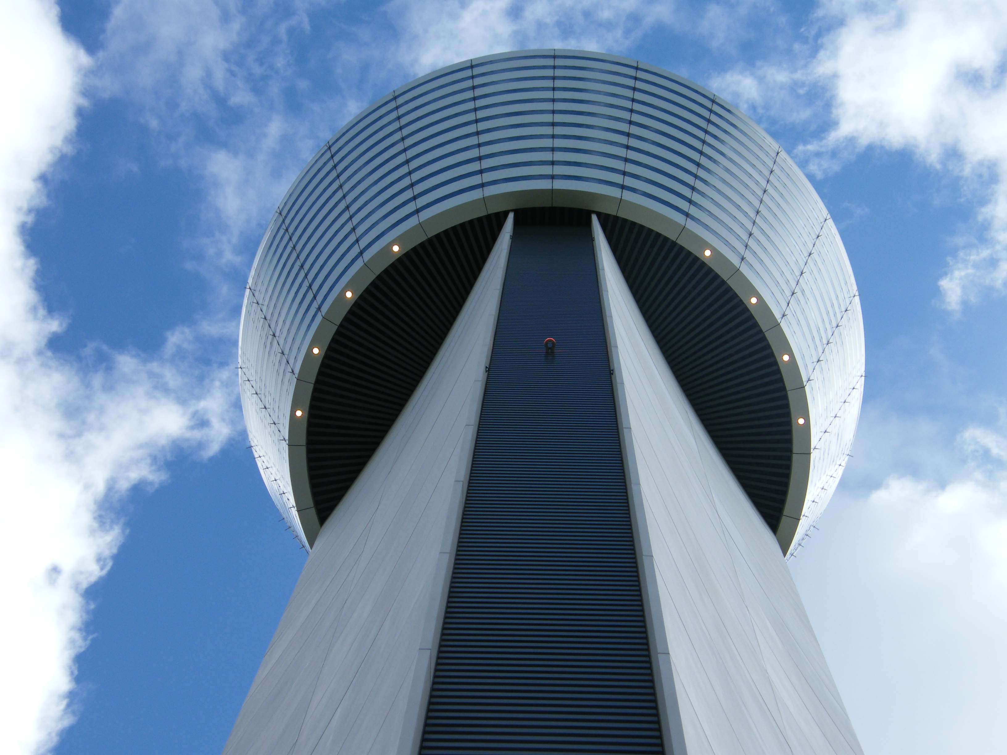 Time Lapse Video of the Construction of Visual Control Tower at Dublin ...